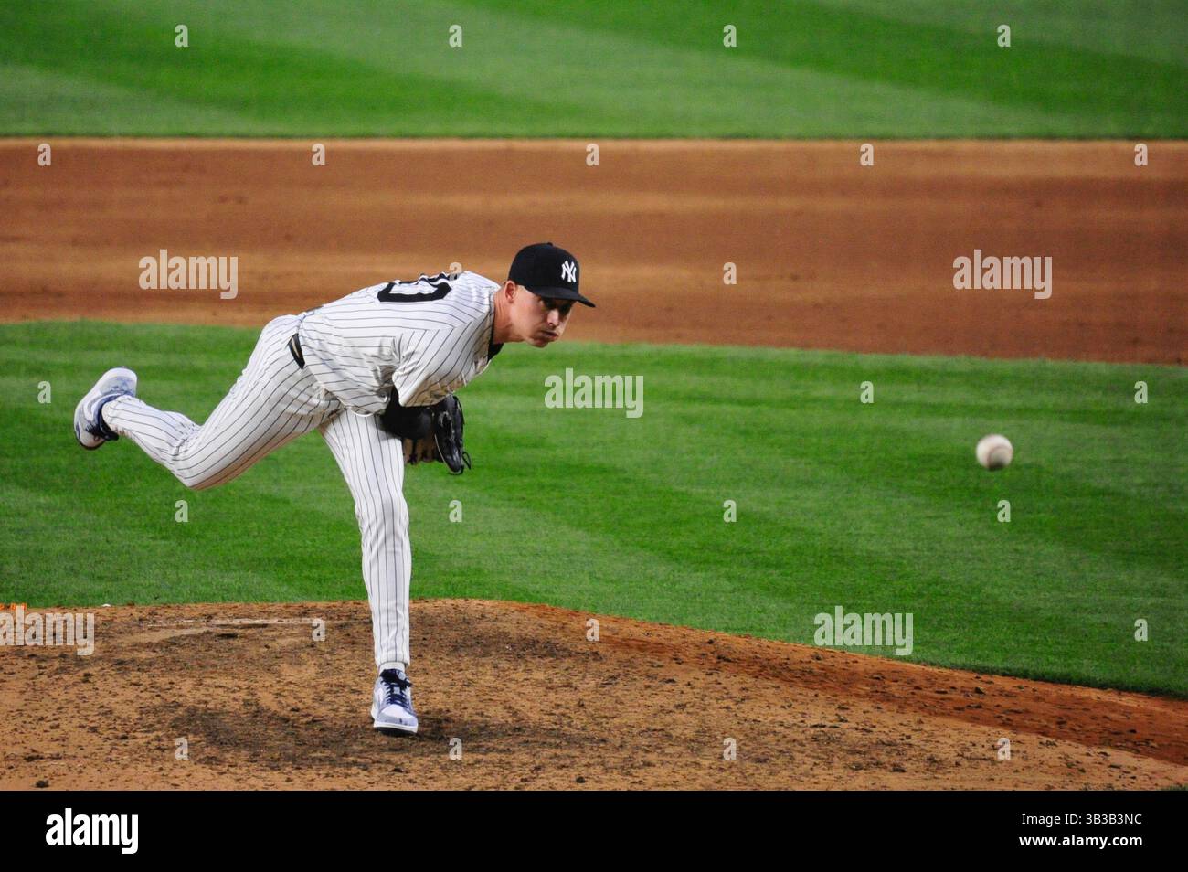New York Yankees pitcher Luke Weaver (30) during the second game of a ...