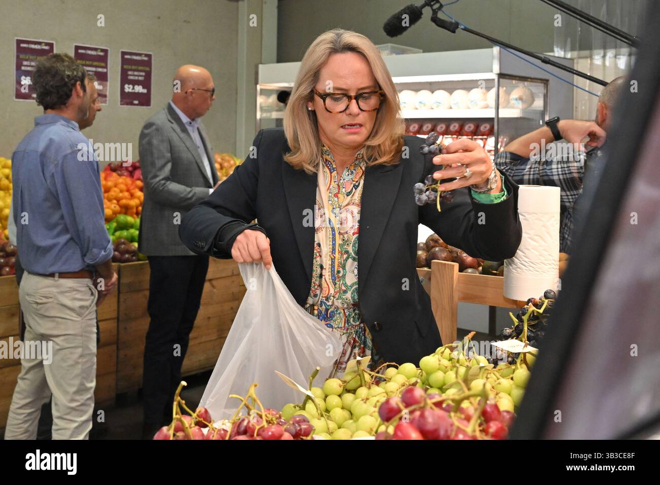 Nowra, Australia. 29th Apr, 2025. Leader of the Opposition Peter Dutton ...