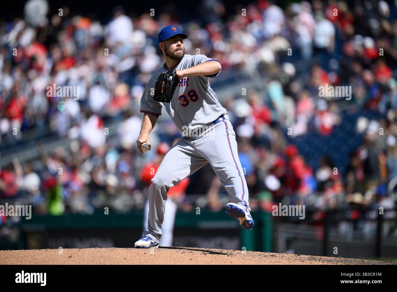New York Mets starting pitcher Tylor Megill (38) in action during a ...