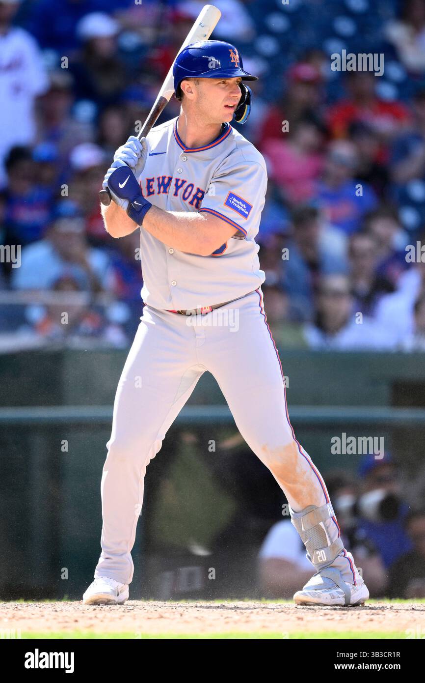 New York Mets' Pete Alonso in action during a baseball game against the ...