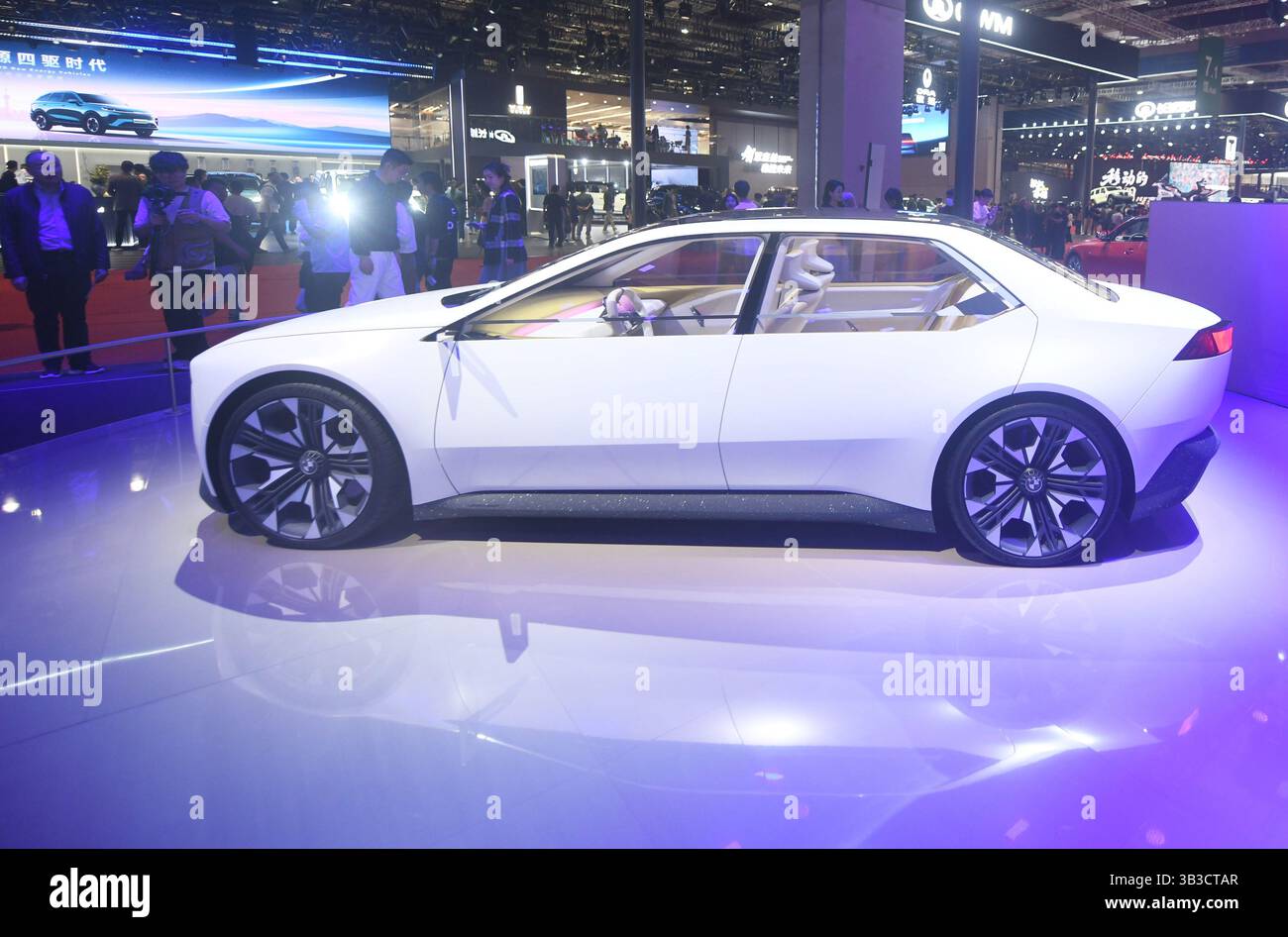 Audiences are viewing a BMW concept car at the 2025 Shanghai ...