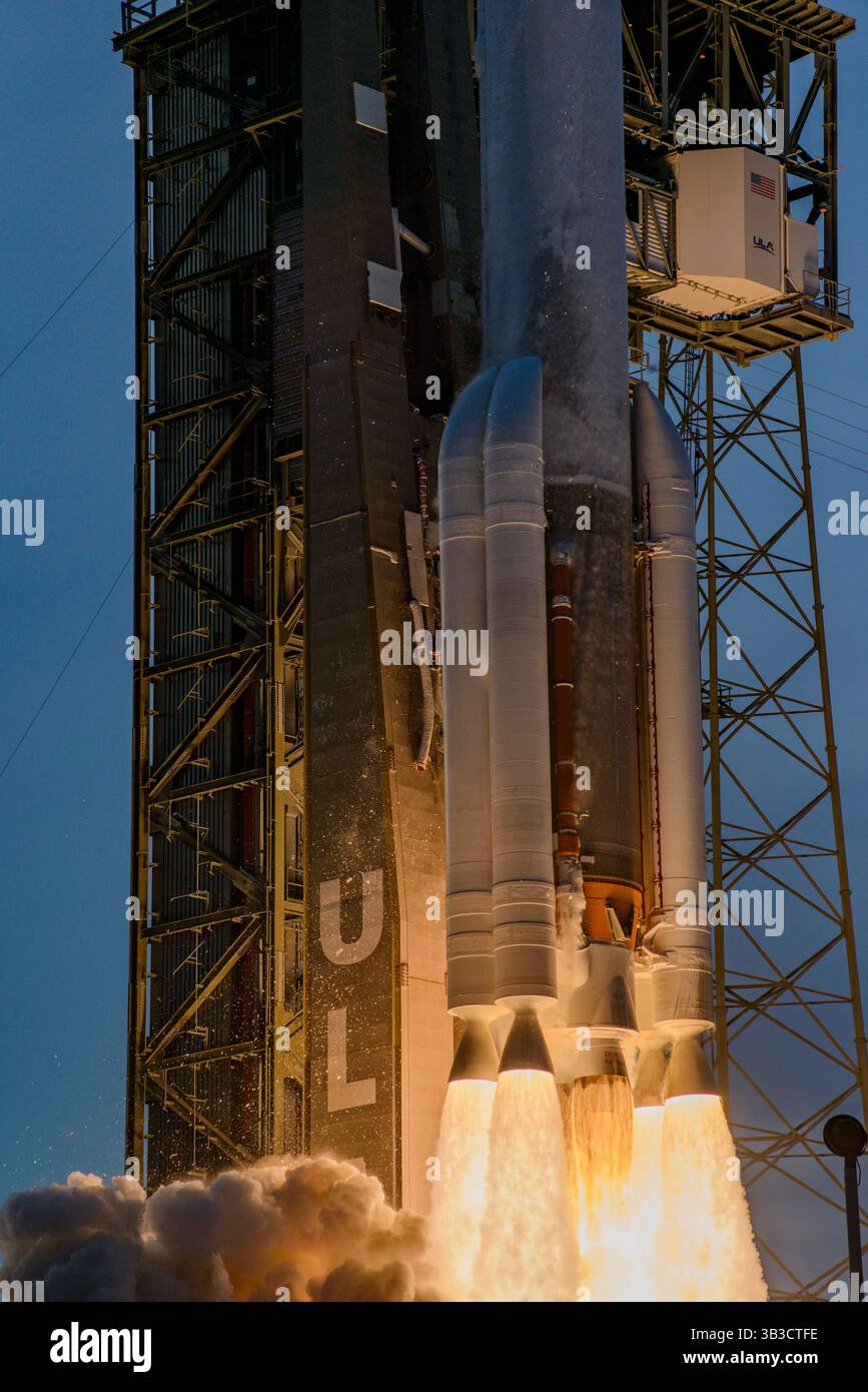 Cape Canaveral, Florida, USA. 28th Apr, 2025. A United Launch Alliance ...