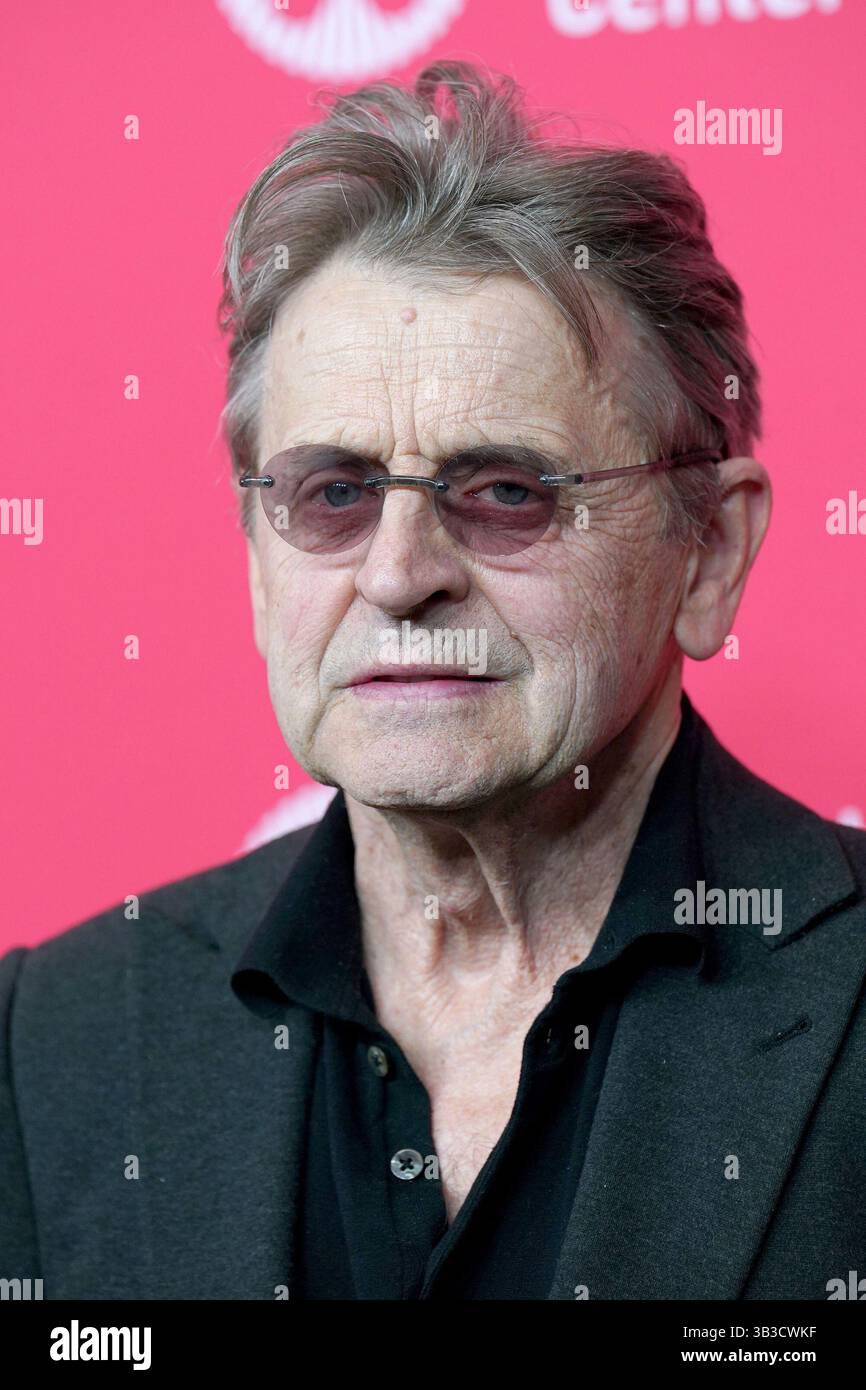 Ny. 28th Apr, 2025. Mikhail Baryshnikov at arrivals for 50th Chaplin ...