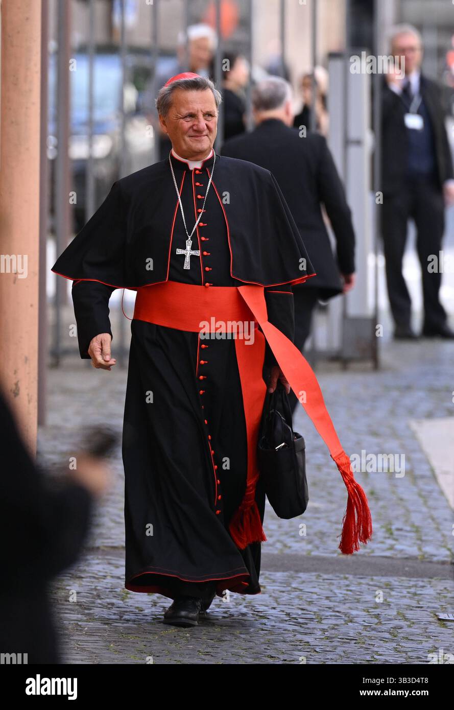 Rom, Vatikan 25.04.2025 Mario Kardinal Grech Malta, Kurienkardinal ...