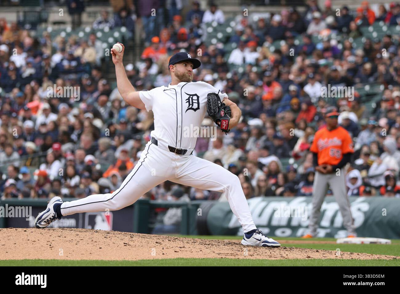 DETROIT, MI - APRIL 26: Detroit Tigers relief pitcher Will Vest (19 ...
