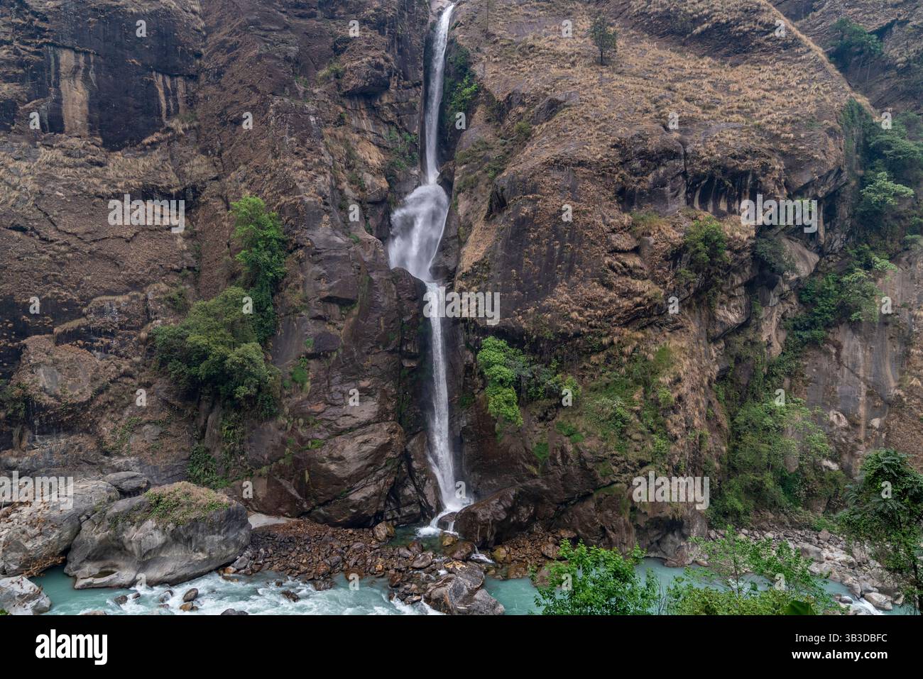 Chamche Waterfall, located along the renowned Annapurna Circuit in ...