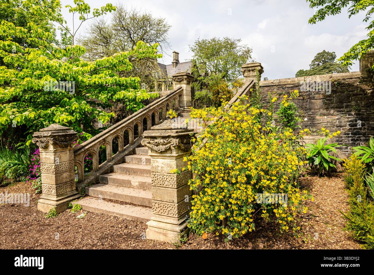 Insole Court Cardiff. Historical Building now used as a wedding venue ...