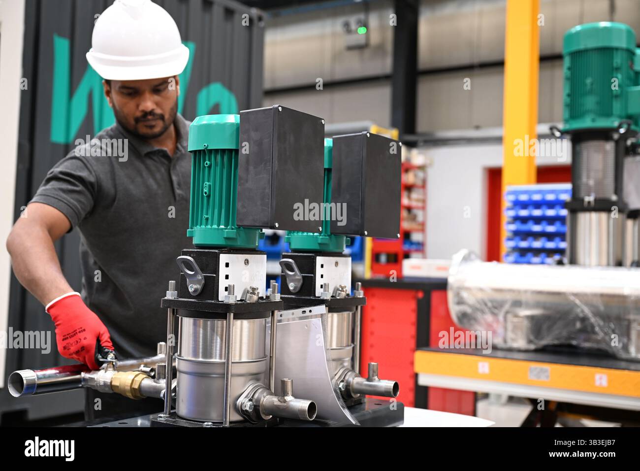 Dubai, United Arab Emirates. 25th Apr, 2025. An employee of the ...