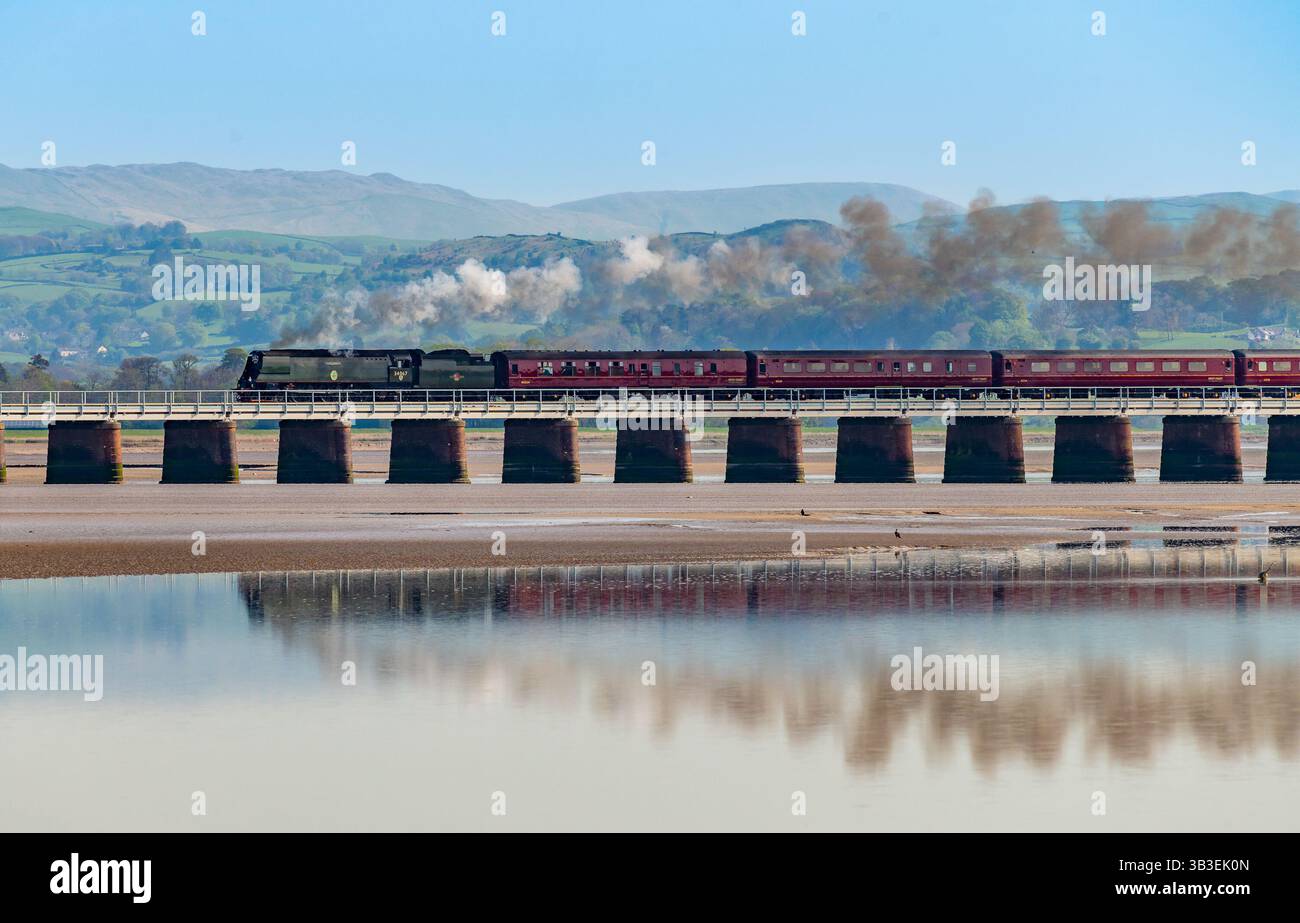 Arnside, Cumbria, UK. 29th Apr, 2025. The 34067 Tangmere steam engine ...