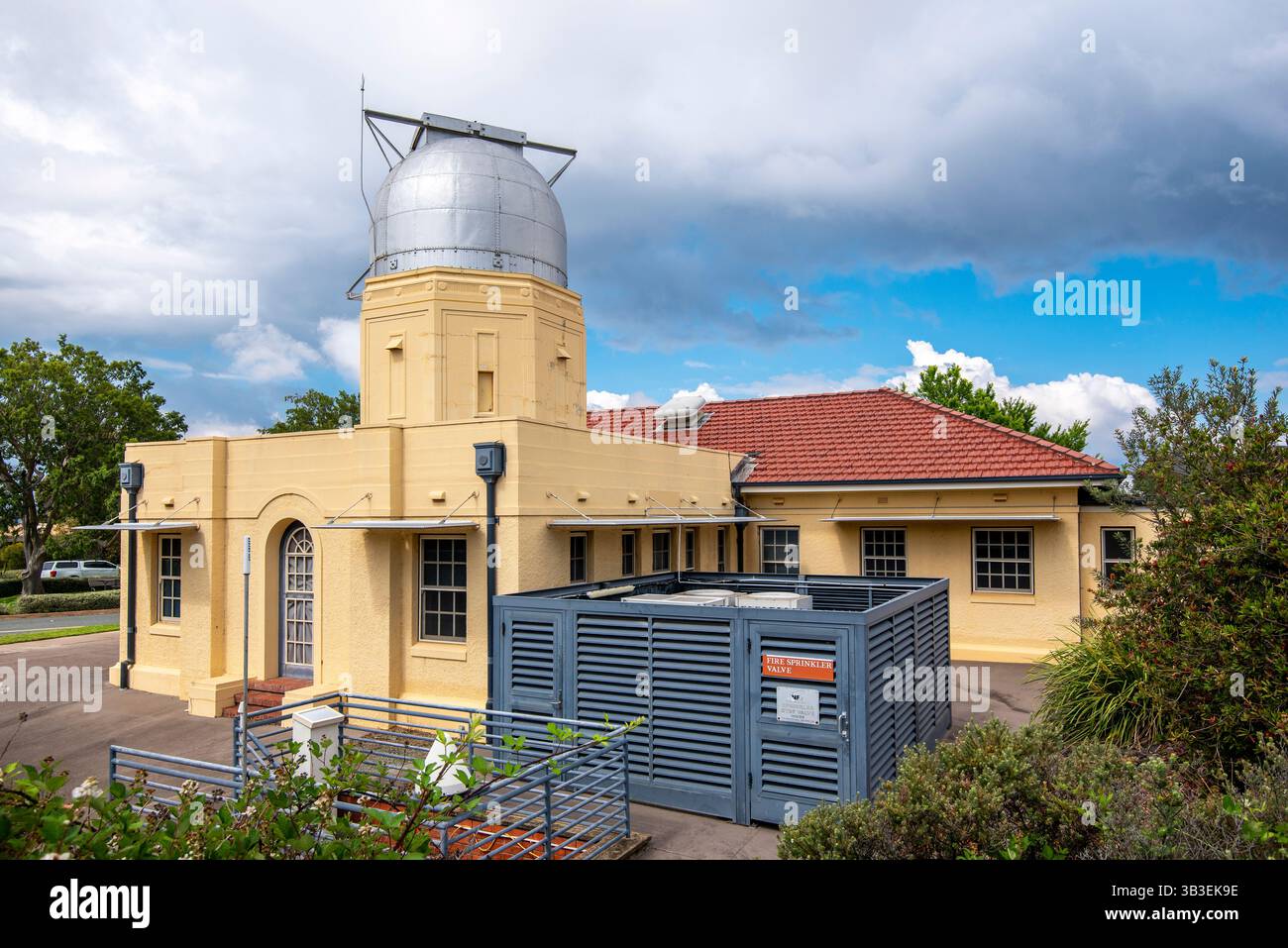 Mount farnham hi-res stock photography and images - Alamy