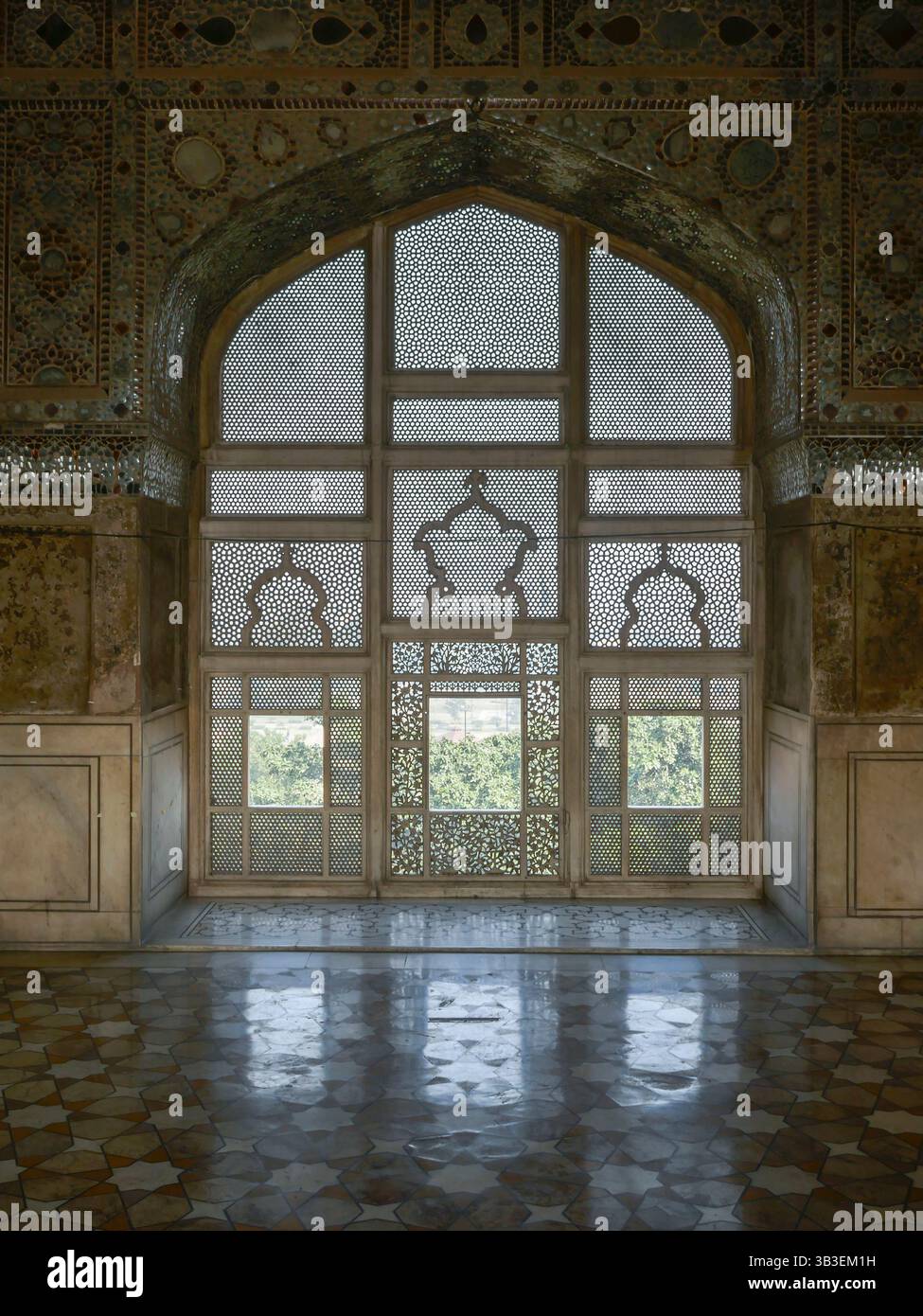 Lahore, Punjab, Pakistan - 01 26 2019: Beautiful carved marble screen ...