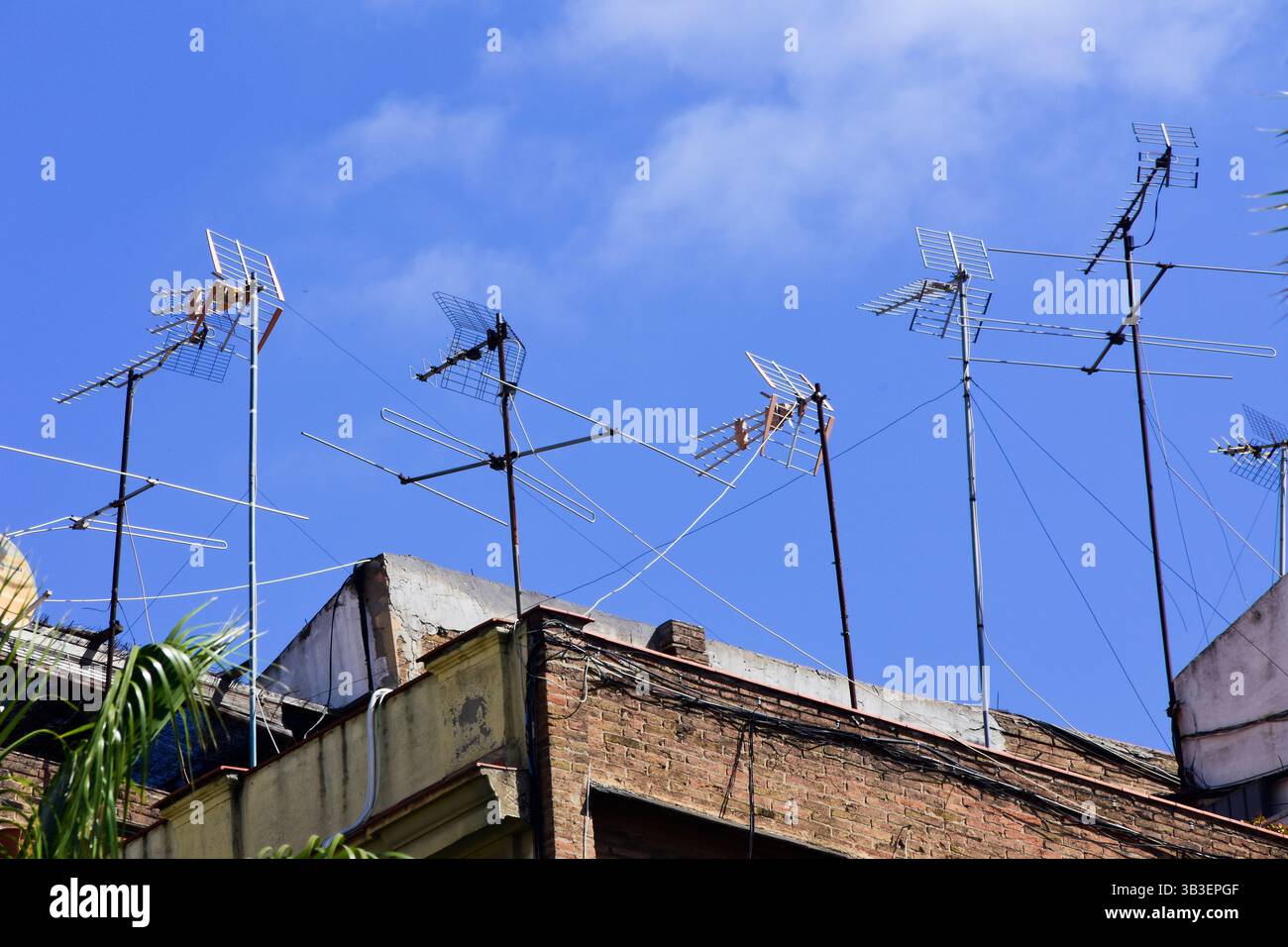 Old tube television antennas hi-res stock photography and images - Alamy
