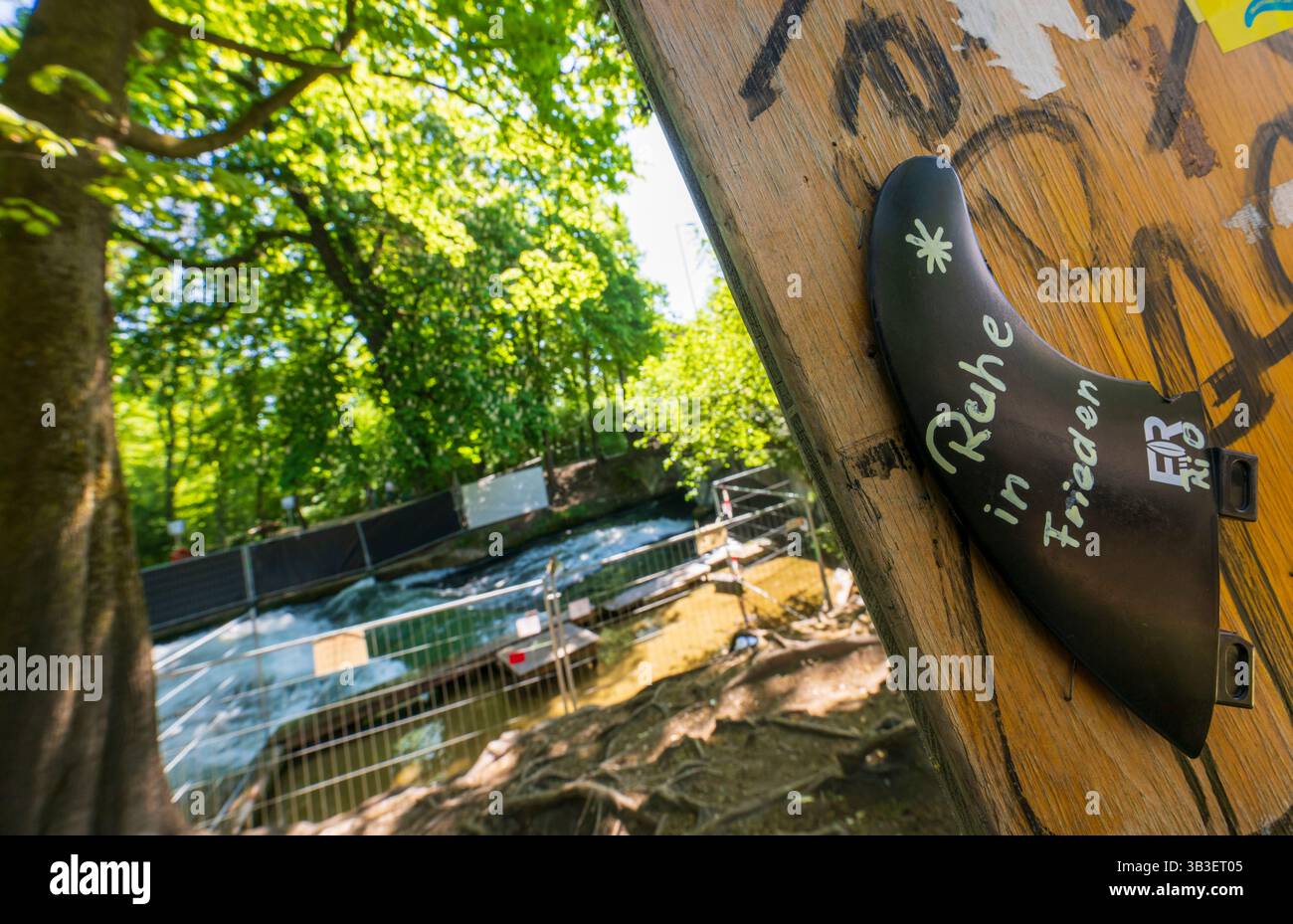 Munich, Germany. 29th Apr, 2025. A Sufboard fin with the inscription ...