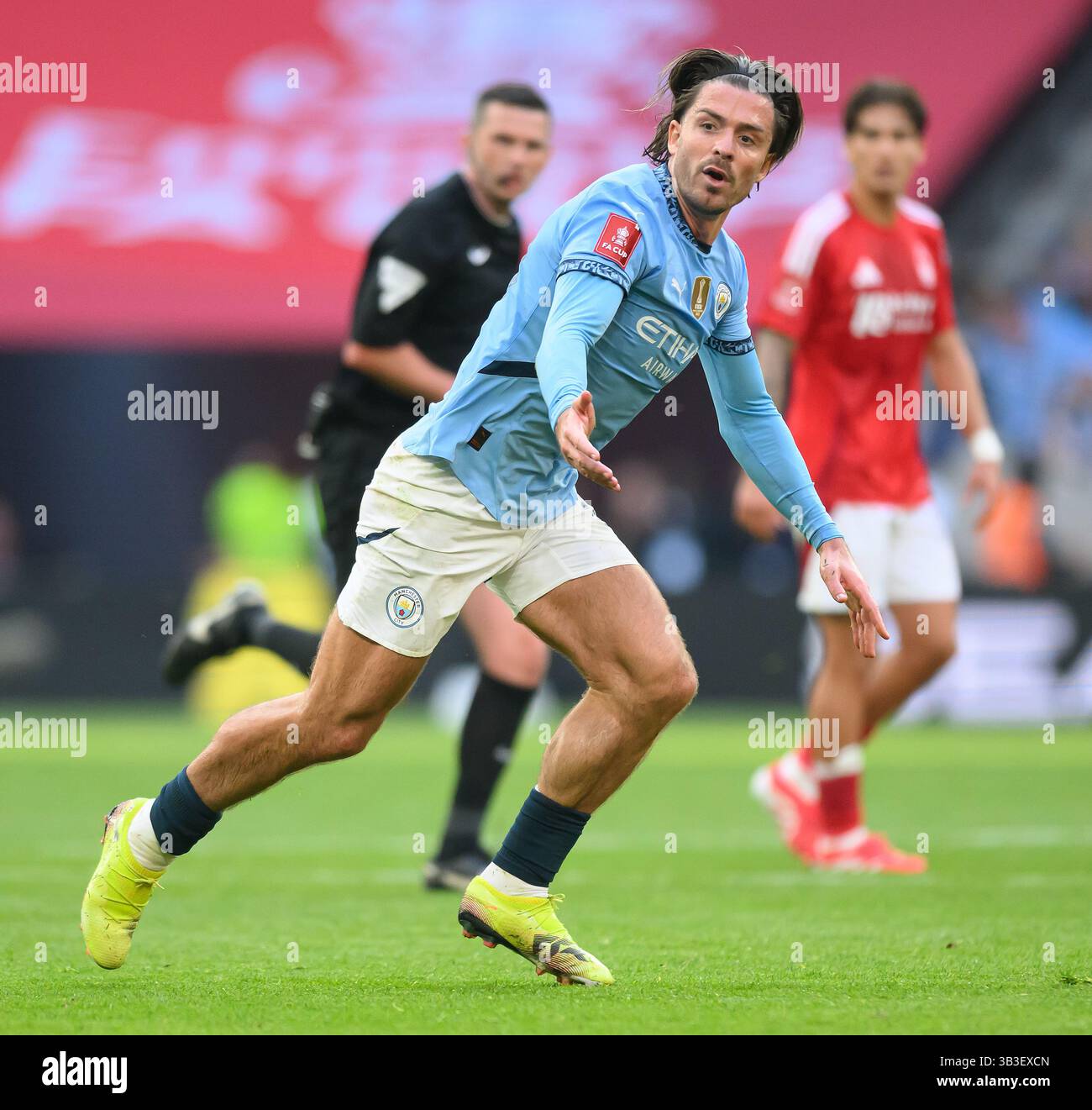London, UK. 27th Apr, 2025. Nottingham Forest v Manchester City - FA ...