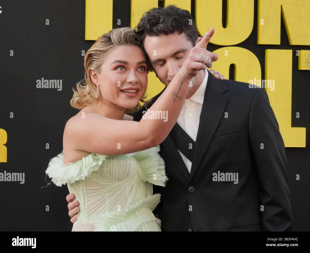Los Angeles, USA. 28th Apr, 2025. (L-R) Florence Pugh and Jake Schreier ...