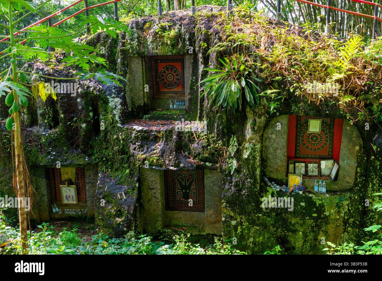 Rante Kalimbuang Bori burial site. The Rante Kalimbuang Bori began to ...