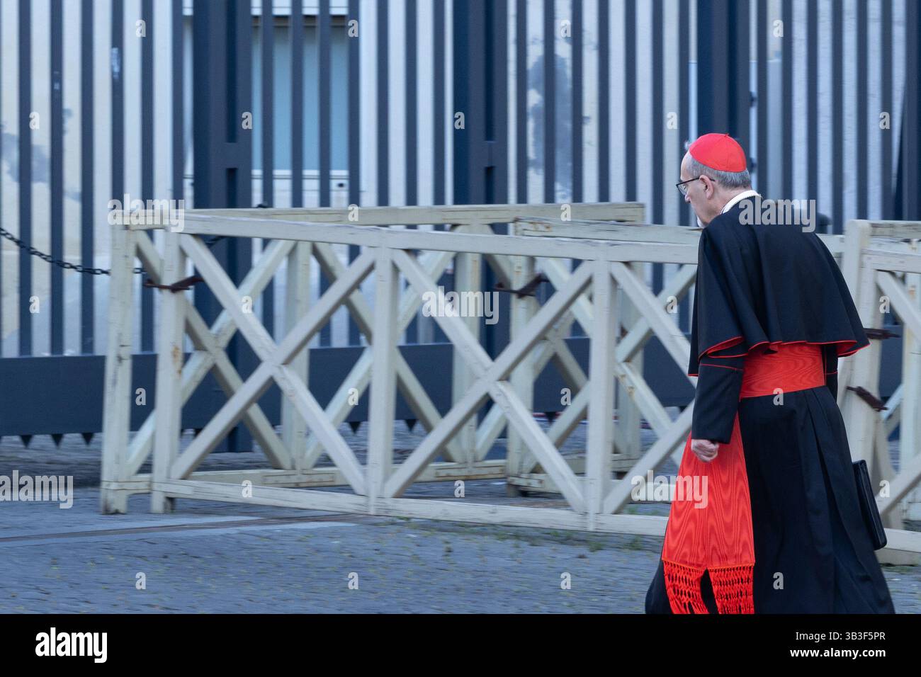 Rome, Italy. 29th Apr, 2025. Cardinal Pierbattista Pizzaballa enters St ...