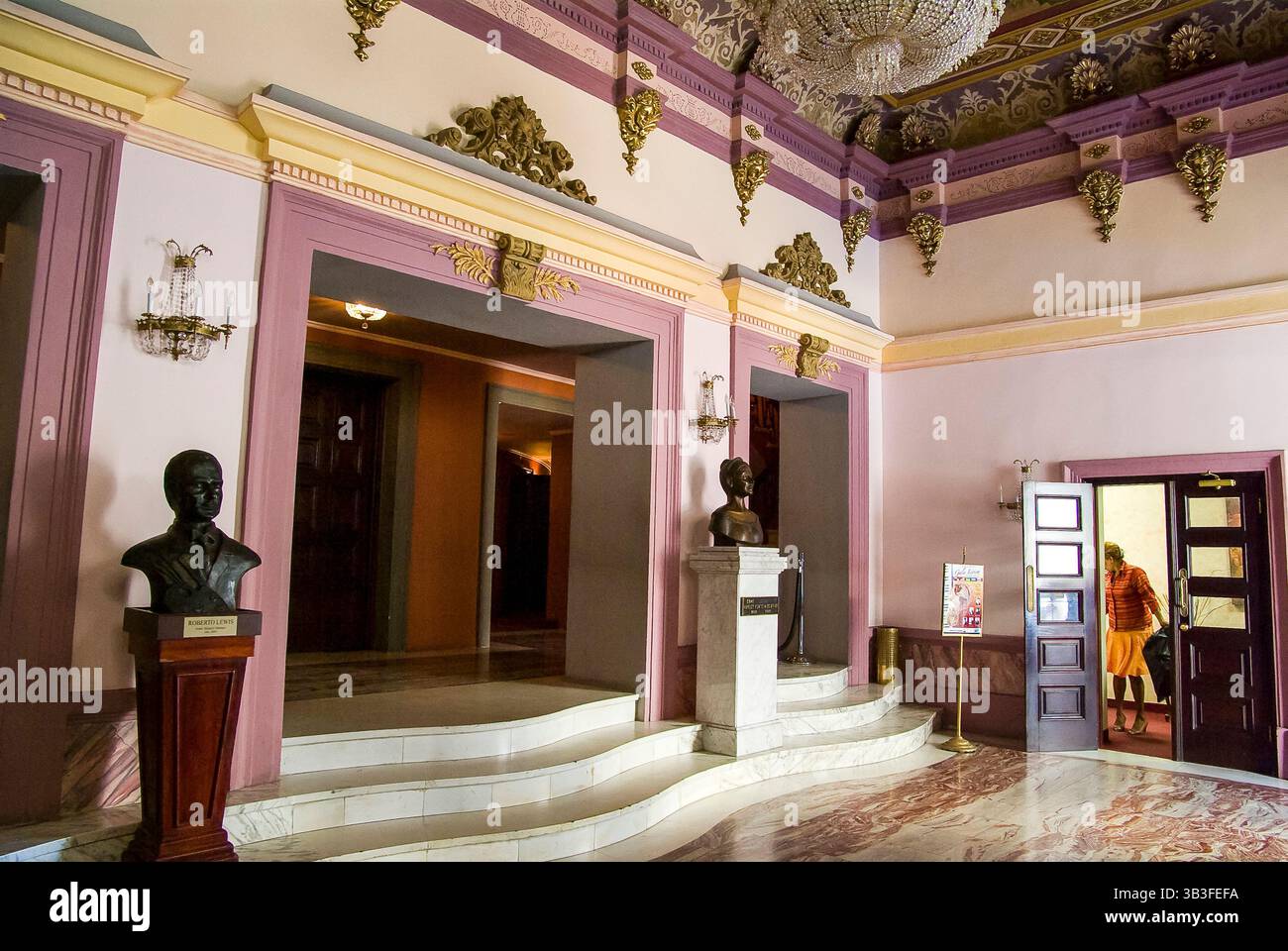 Panama.Panama City.El Teatro Nacional (1905 G.N.Ruggieri).Hool pinturas ...