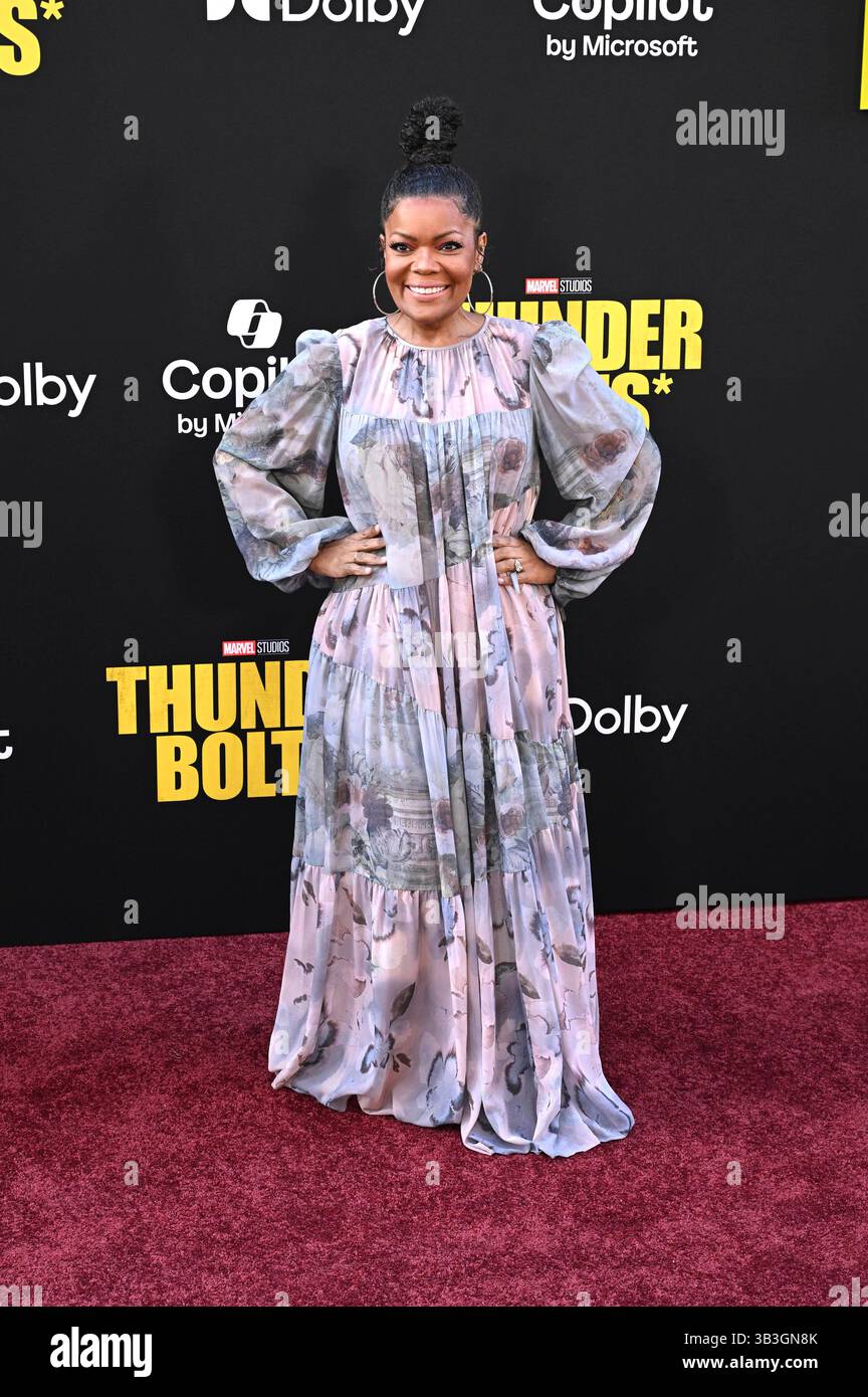 Yvette Nicole Brown bei der Weltpremiere des Kinofilms Thunderbolts im Dolby Theatre. Los ...