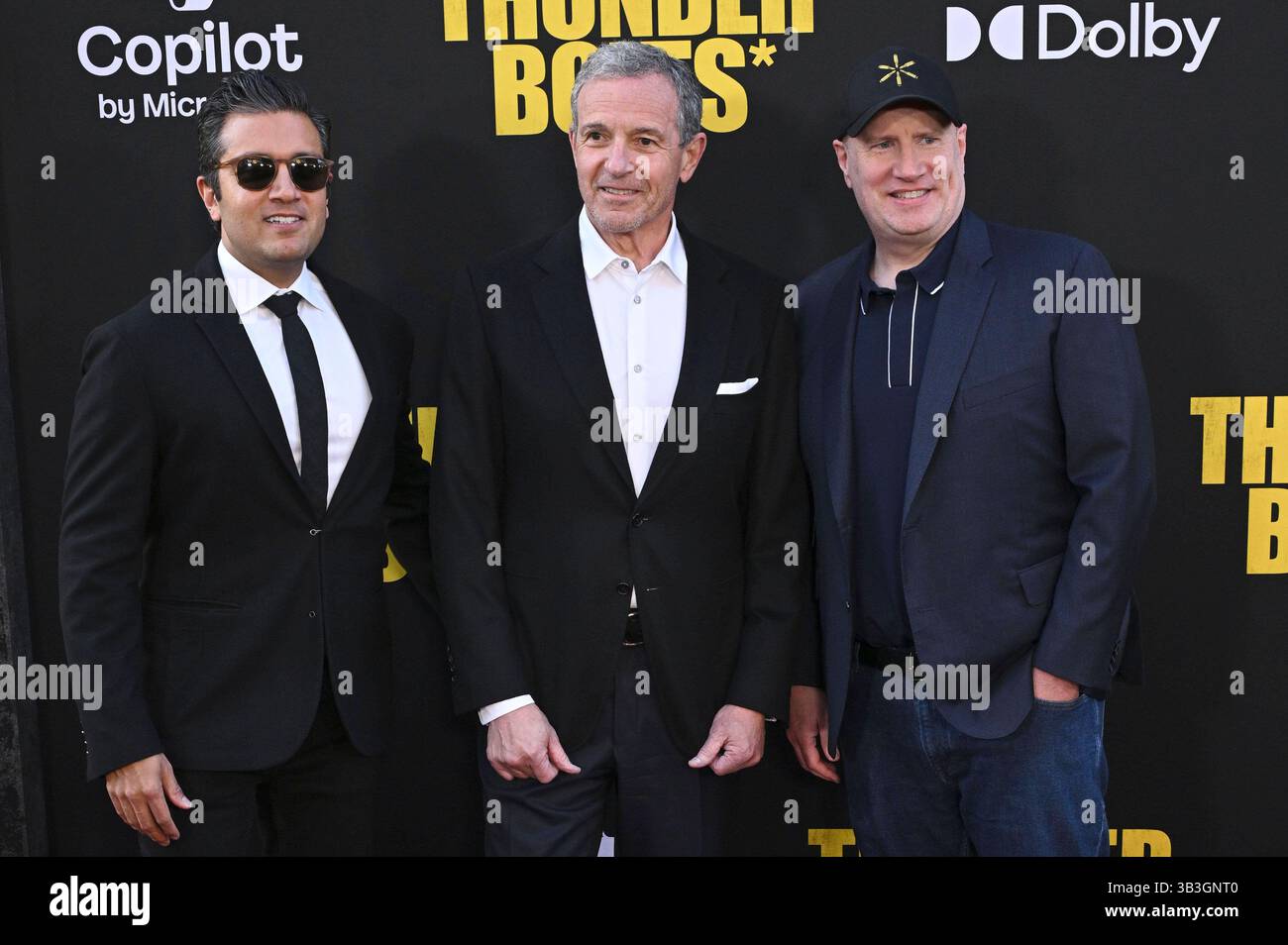 Asad Ayaz, Bob Iger ung Kevin Feige bei der Weltpremiere des Kinofilms ...