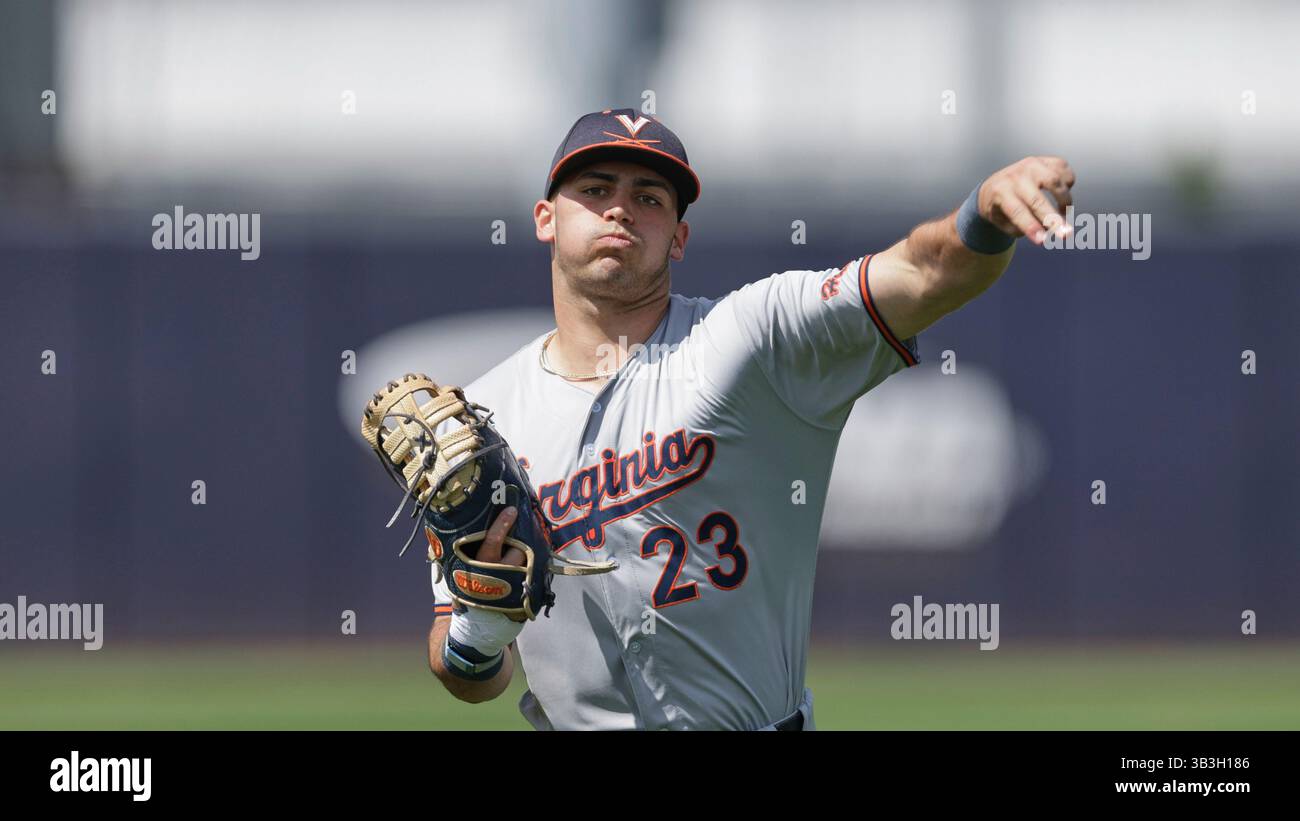 Virginia's Chris Arroyo (23) throws the ball during an NCAA baseball ...