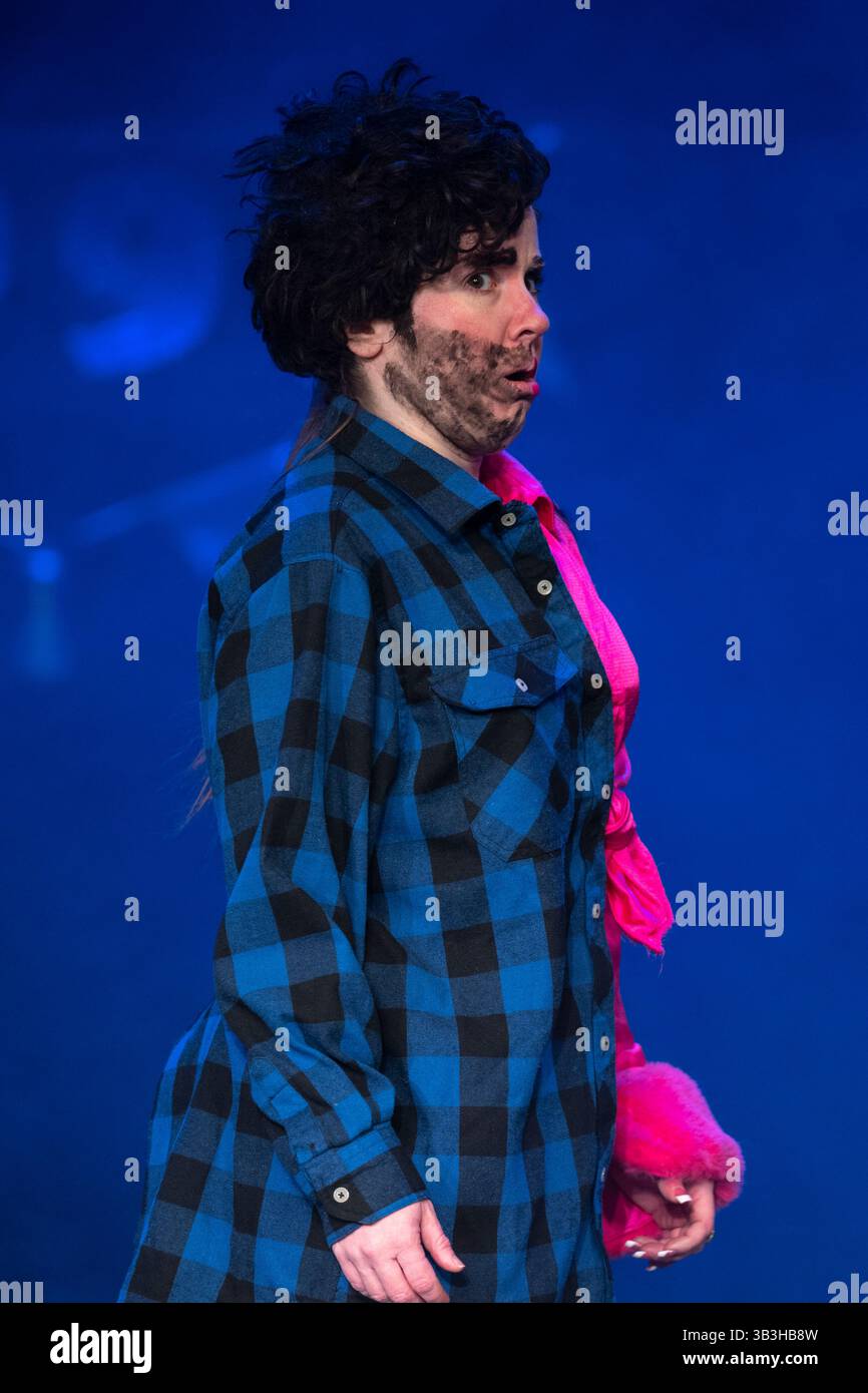 Natalie palamides hi-res stock photography and images - Alamy