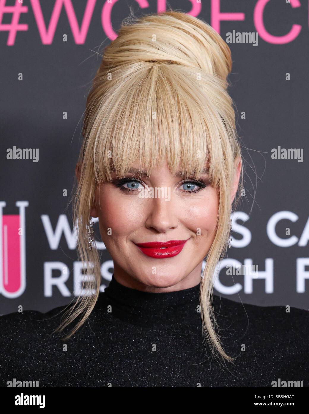 BEVERLY HILLS, LOS ANGELES, CALIFORNIA, USA - APRIL 28: Nicky Whelan ...