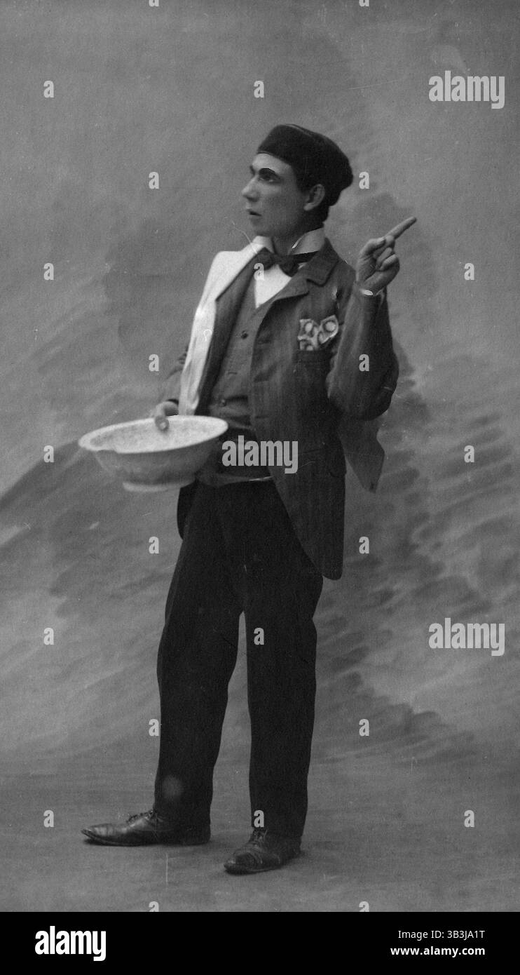 Italian stage and film actor Angelo Musco, 1920s Stock Photo - Alamy