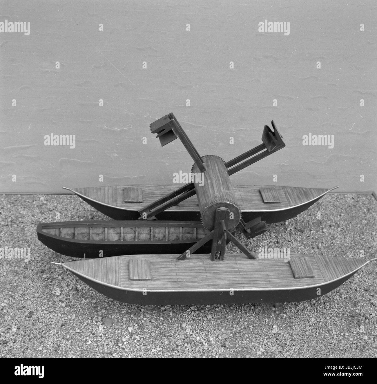Mud dredge, model designed by Italian polymath Leonardo da Vinci, Italy ...