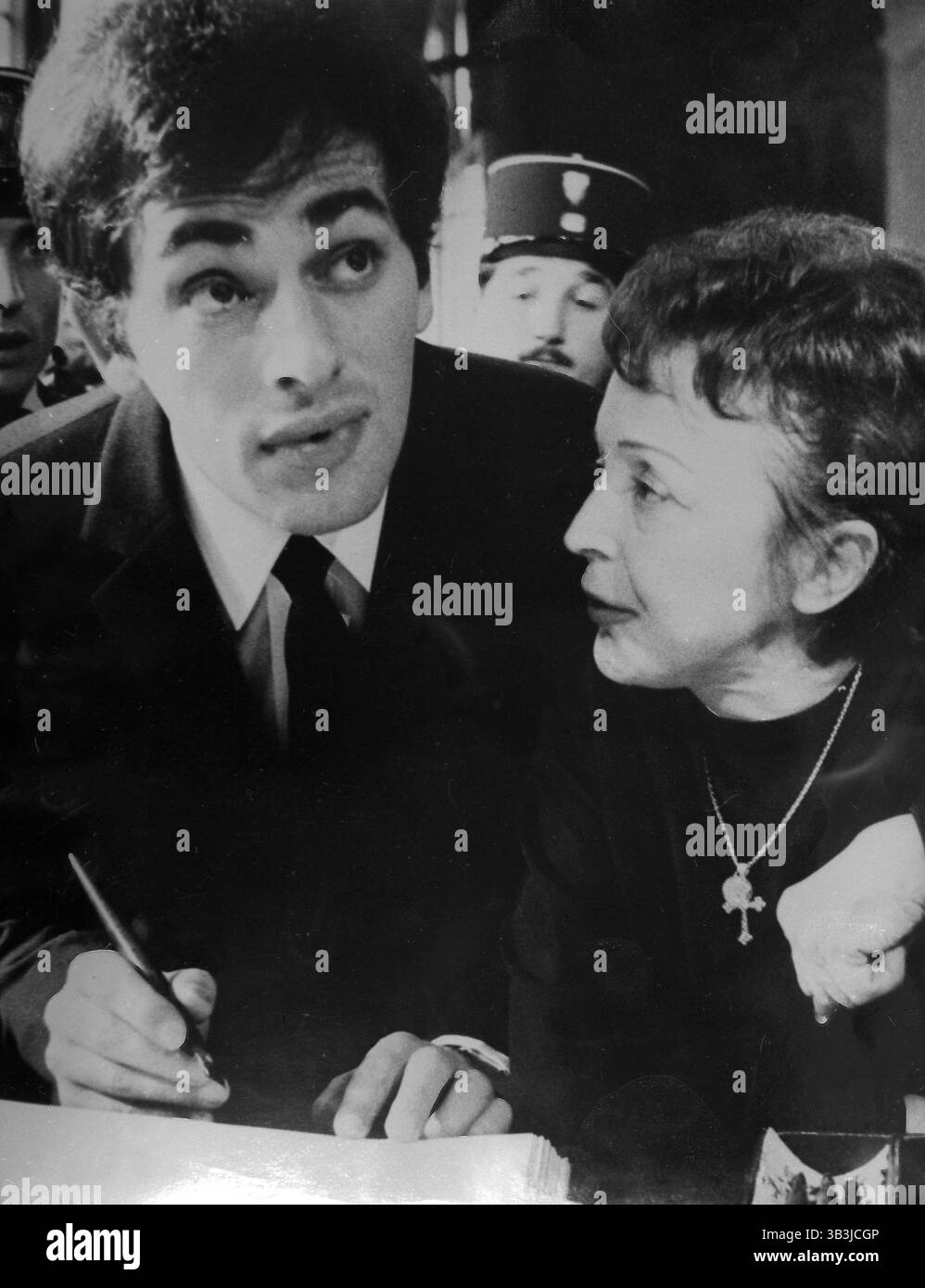 French singer Eddith Piaf and Theo Sarapo at their wedding, 1962 Stock ...