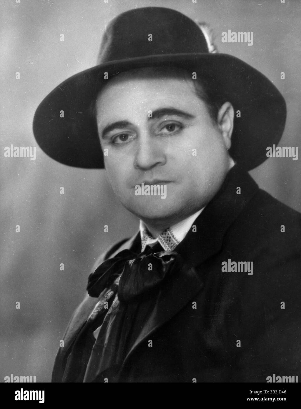 Italian opera singer Beniamino Gigli, 1930s Stock Photo - Alamy