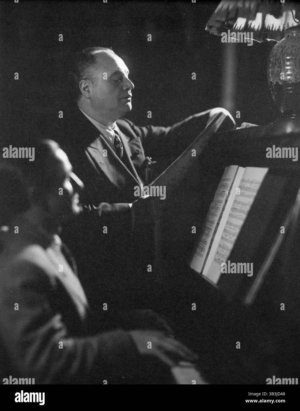 Italian opera singer Beniamino Gigli, 1930s Stock Photo - Alamy
