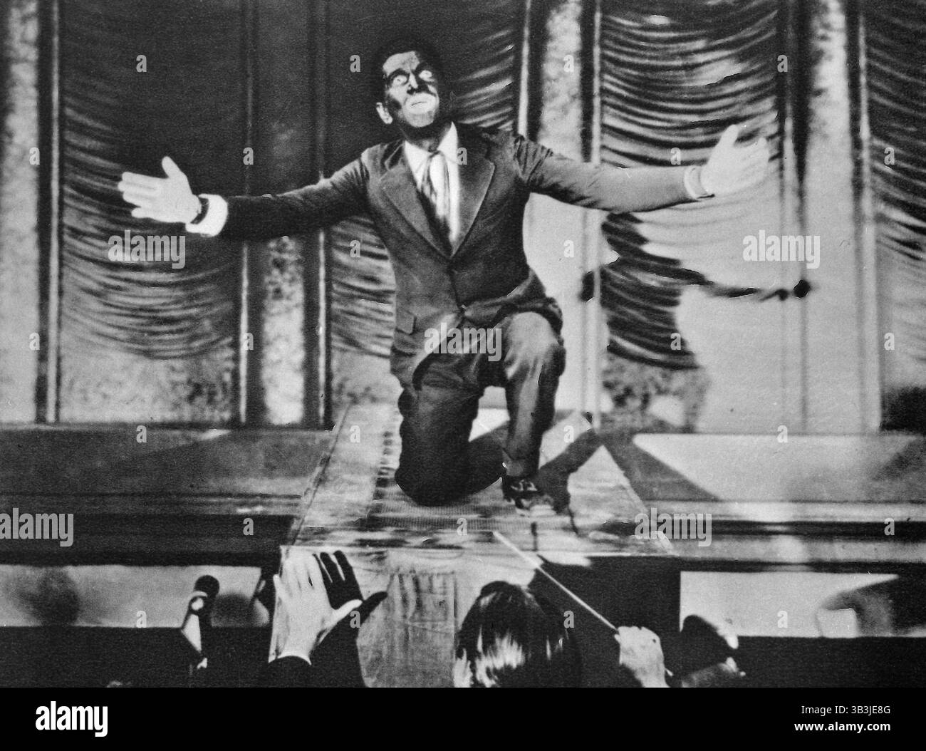 Russian singer and composer Al Jolson in the movie The Jazz Singer, USA ...