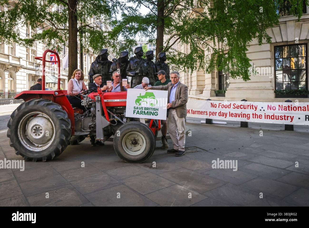 London, UK, 29th April 2025. The Farmers, and Save British Farming's ...