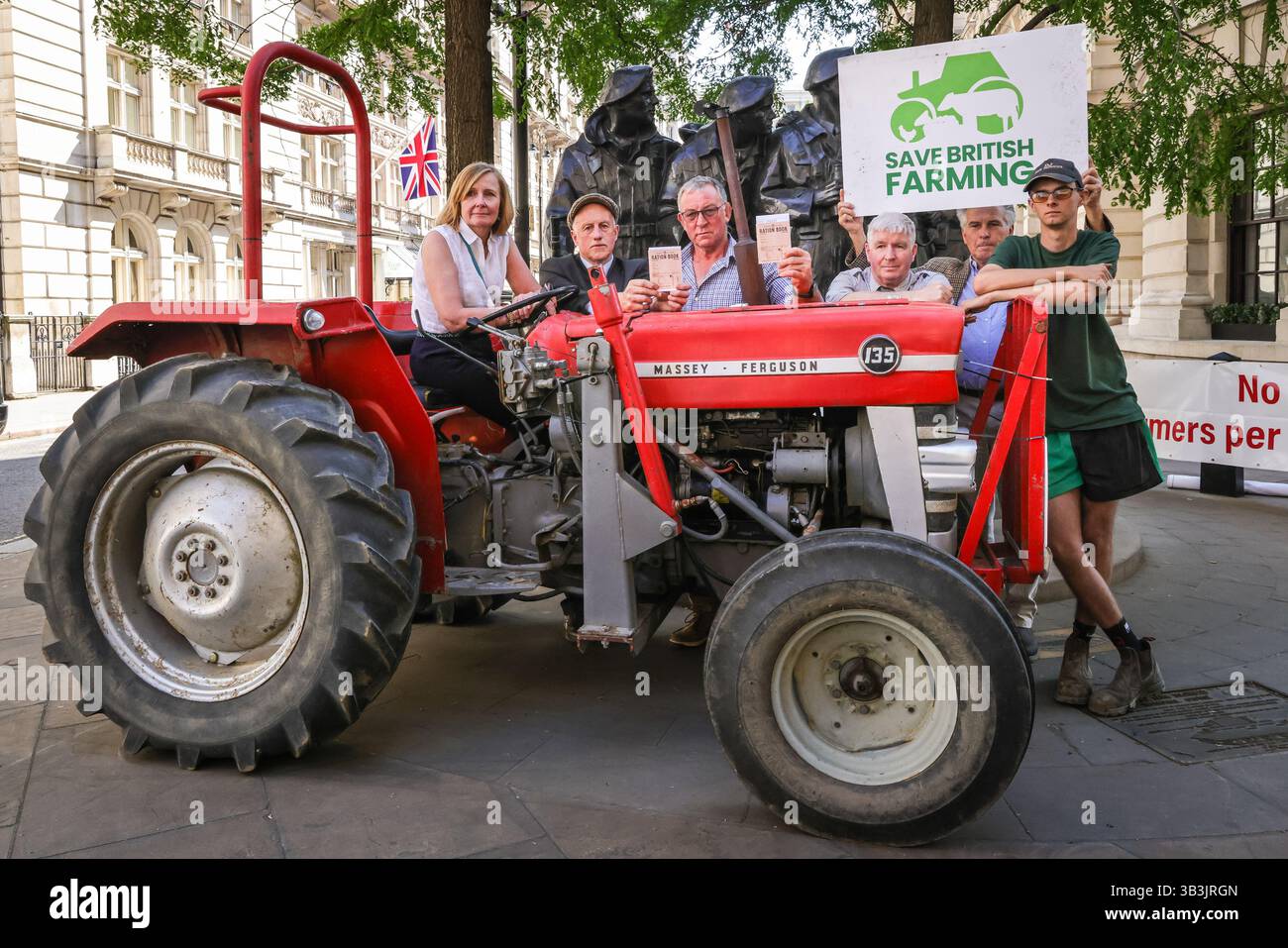 London, UK, 29th April 2025. The Farmers, and Save British Farming's ...