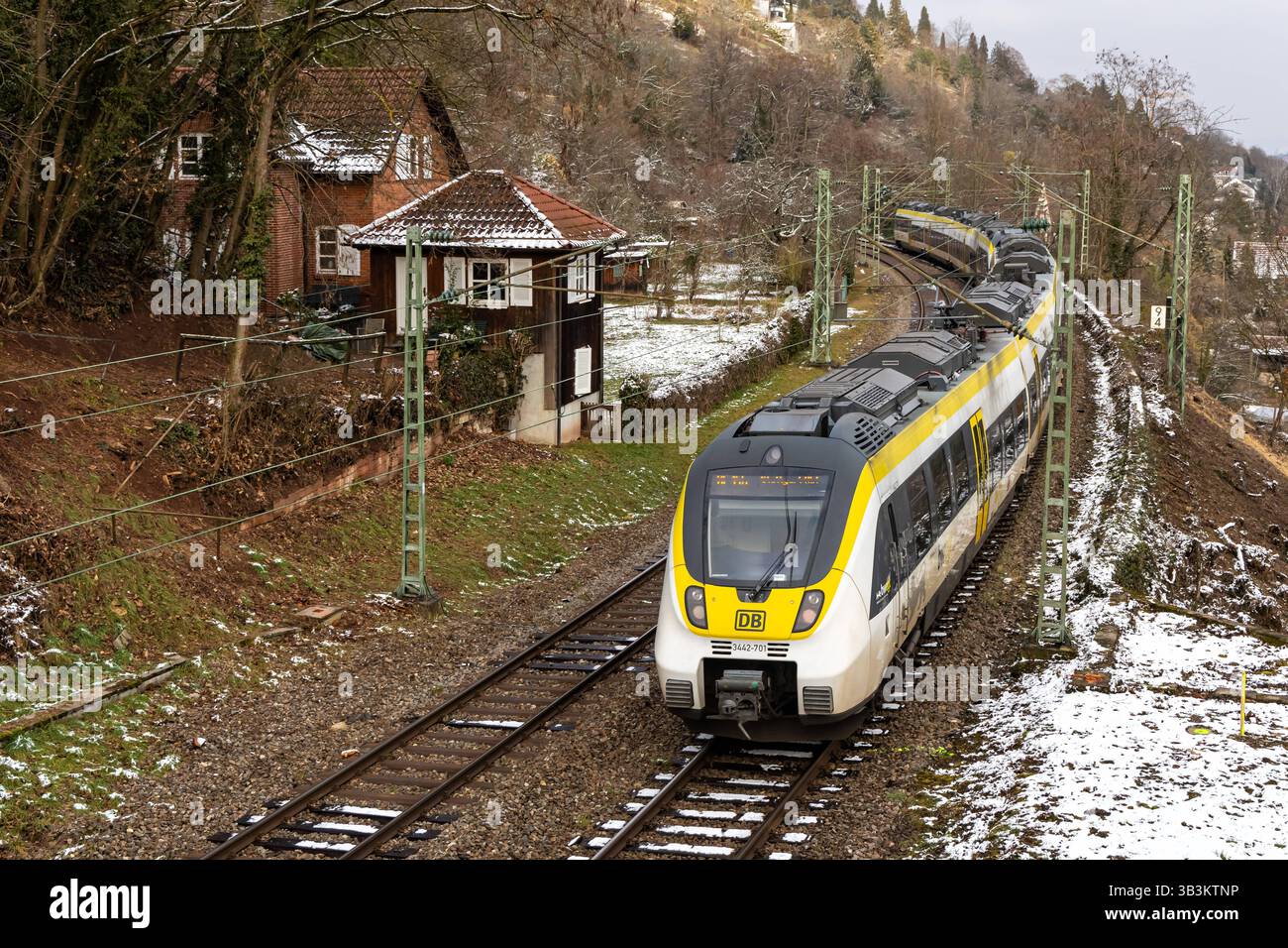 Regionalbahn Zug der Deutsche Bahn DB Regio vom Typ Bombardier Talent 2 ...
