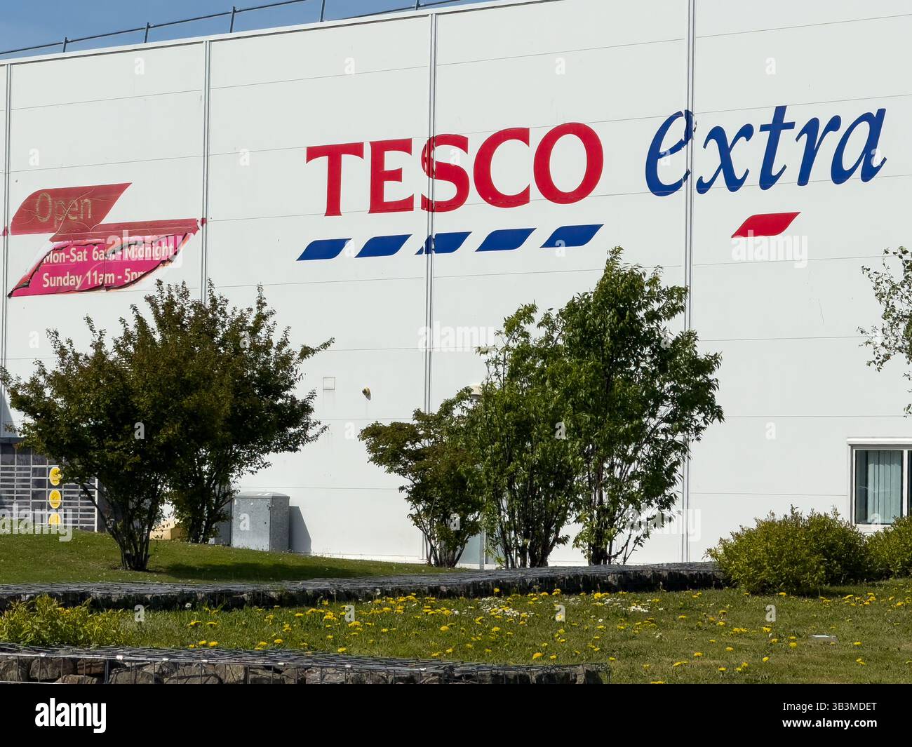 A Tesco Extra supermarket beside St Helens rugby football club in St ...
