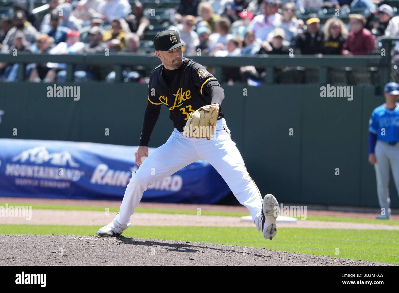 APRIL 27 2025: Salt Lake Bees pitcher Luke Murphy (33) throws a pitch ...