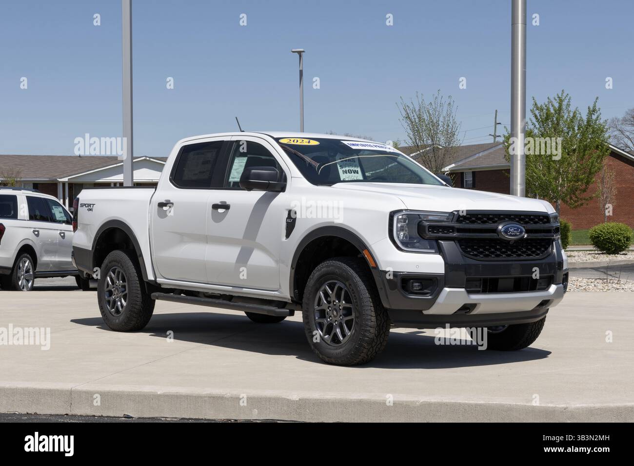 Kokomo - April 27, 2025: Ford Ranger Supercrew 4X4 XLT pickup display ...