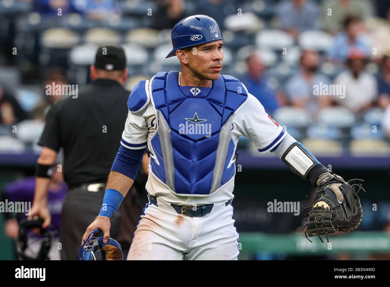 Kansas City, MO, USA. 24th Apr, 2025. Kansas City Royals catcher Freddy ...