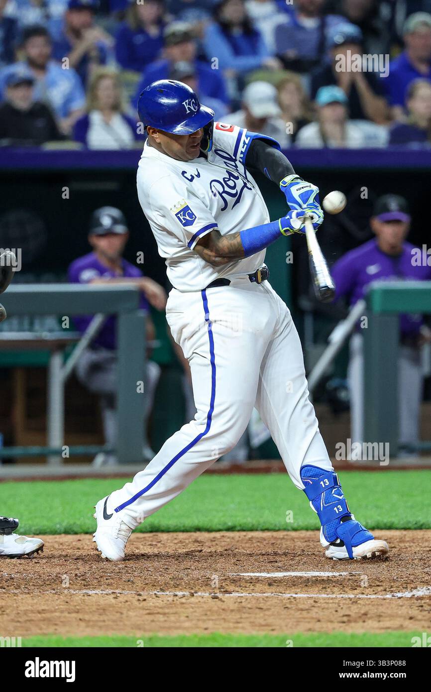 Kansas City, MO, USA. 22nd Apr, 2025. Kansas City Royals catcher ...