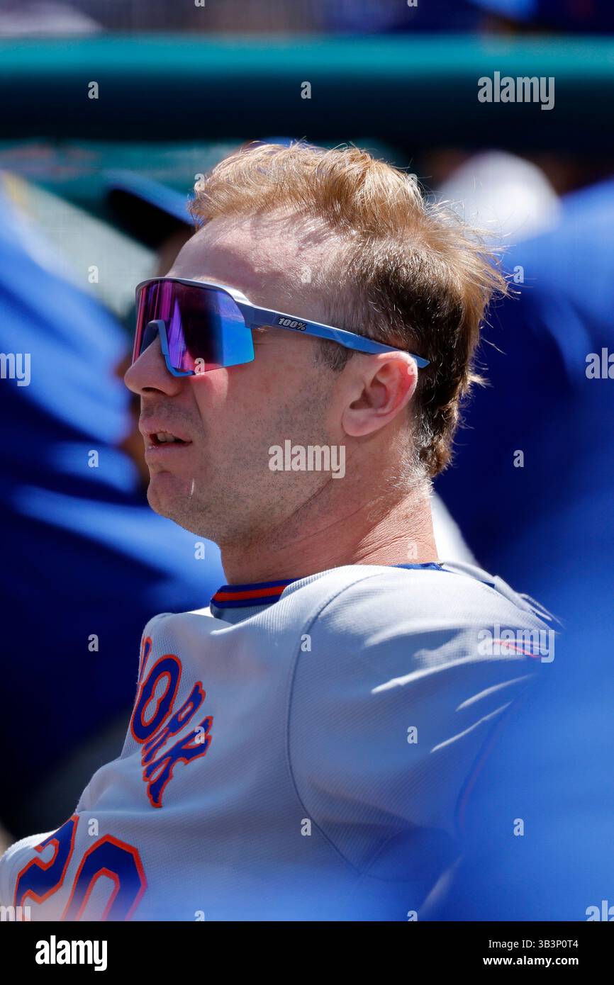WASHINGTON, DC - APRIL 27: New York Mets first baseman Pete Alonso (20 ...