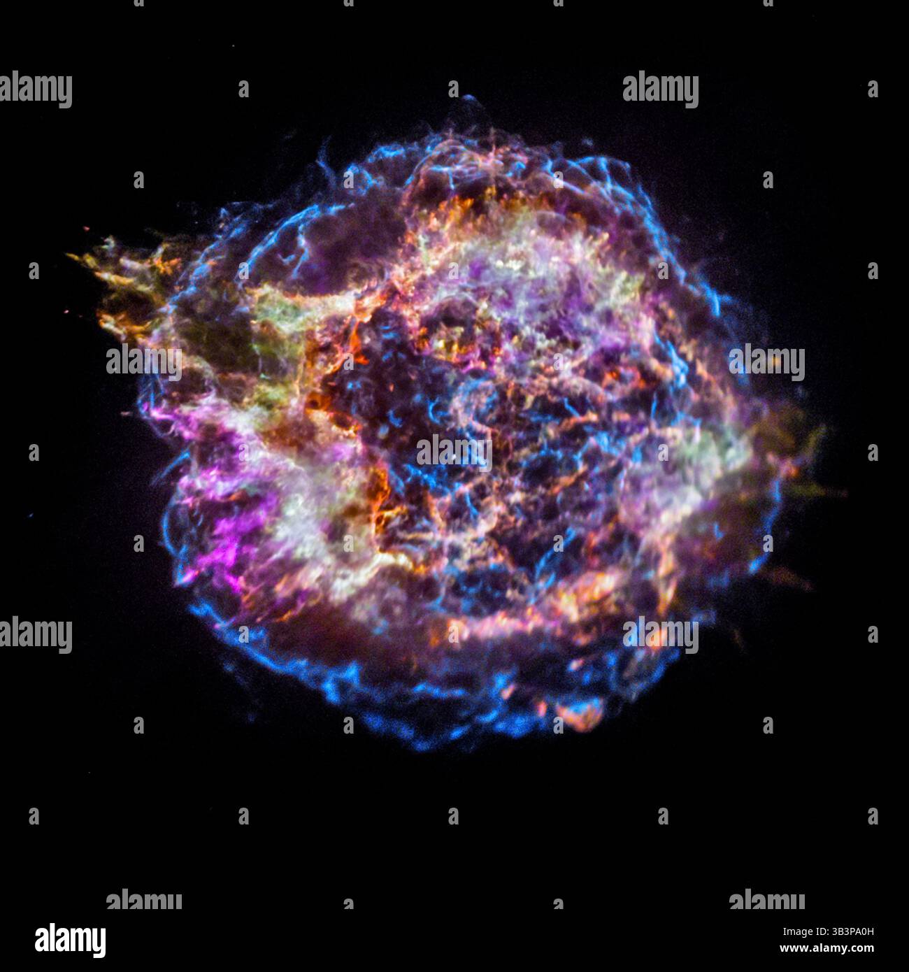 Supernova remnants hi-res stock photography and images - Alamy