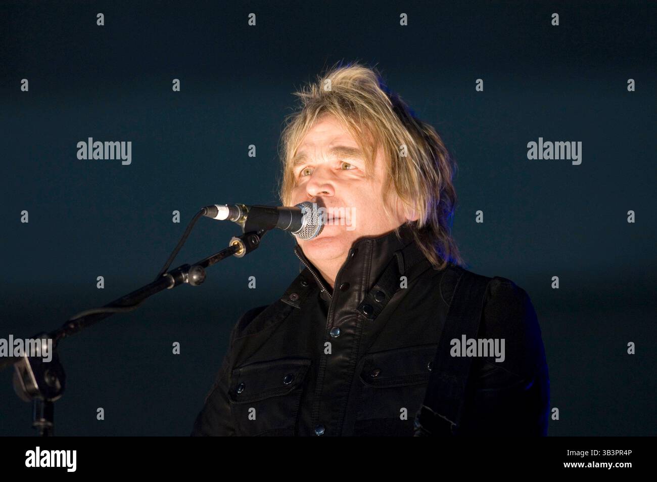 Mike peters welsh football hi-res stock photography and images - Alamy