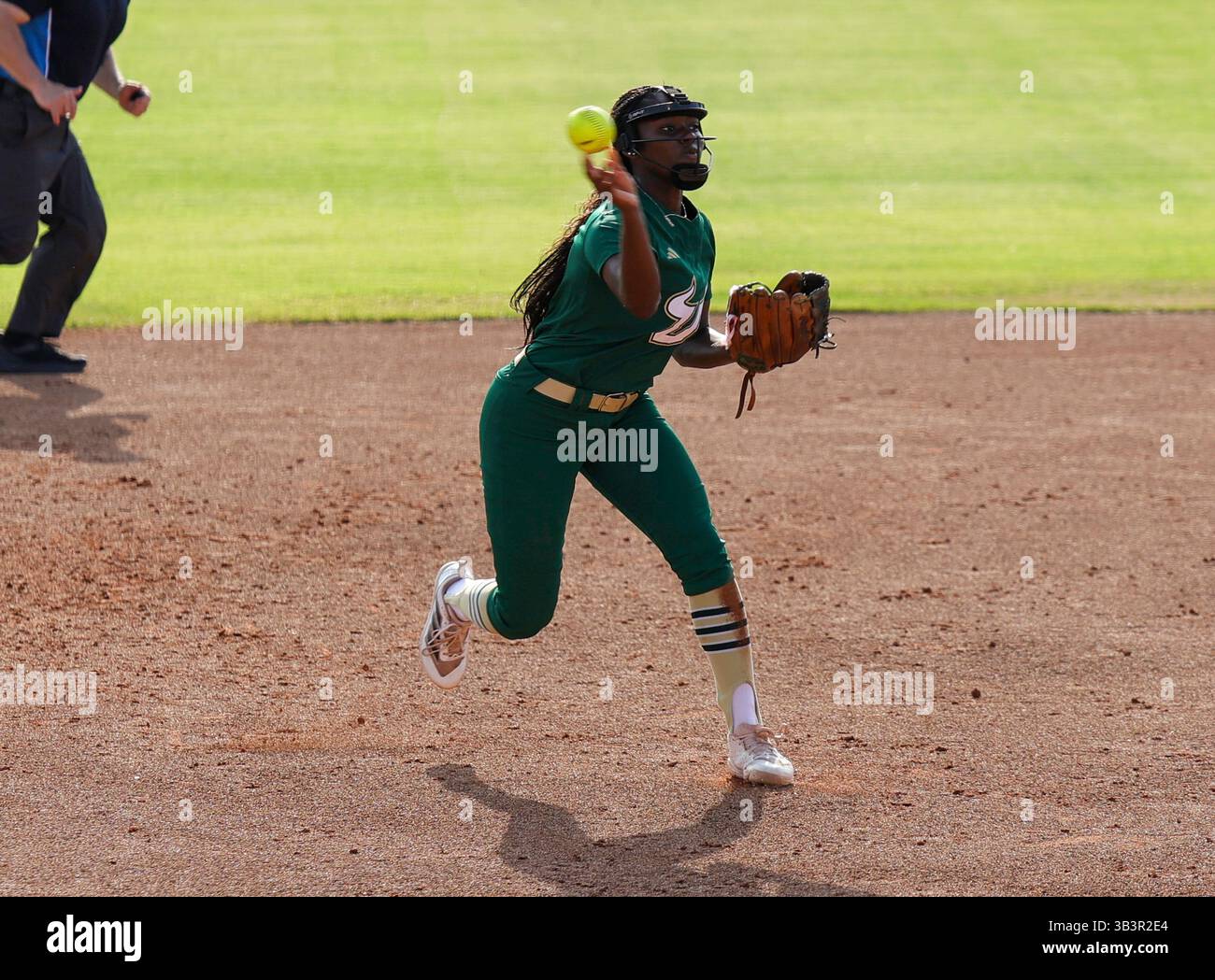 April 25, 2025: University of South Florida DaNia Brooks (8) throws the ...