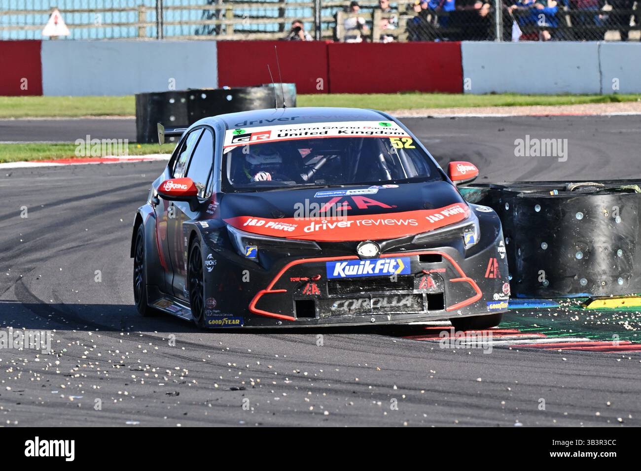 Gordon Shedden, Toyota Corolla GR Sport, Toyota Gazoo Racing with IAA ...