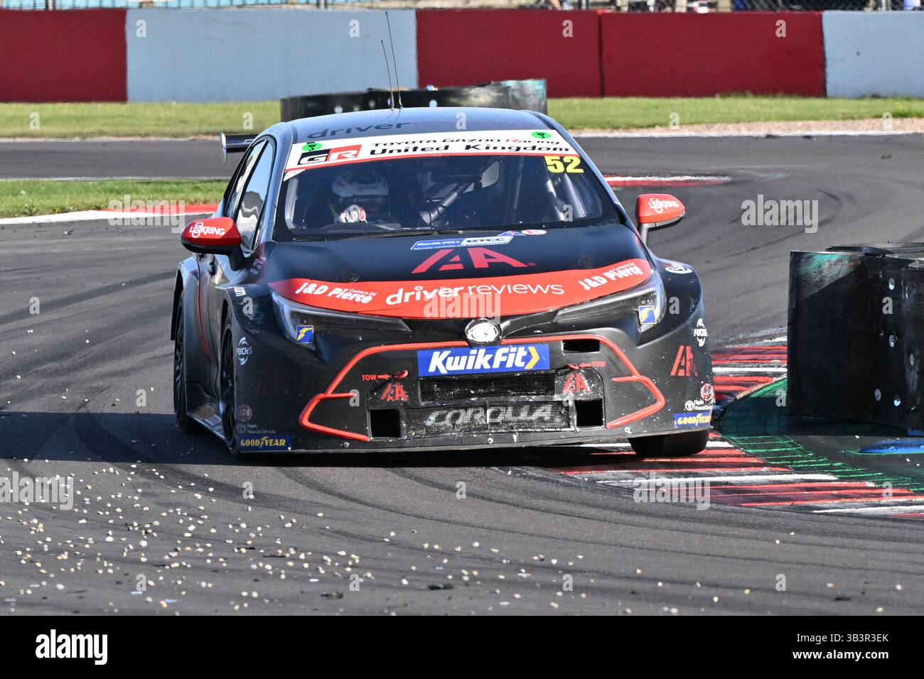 Gordon Shedden, Toyota Corolla GR Sport, Toyota Gazoo Racing with IAA ...