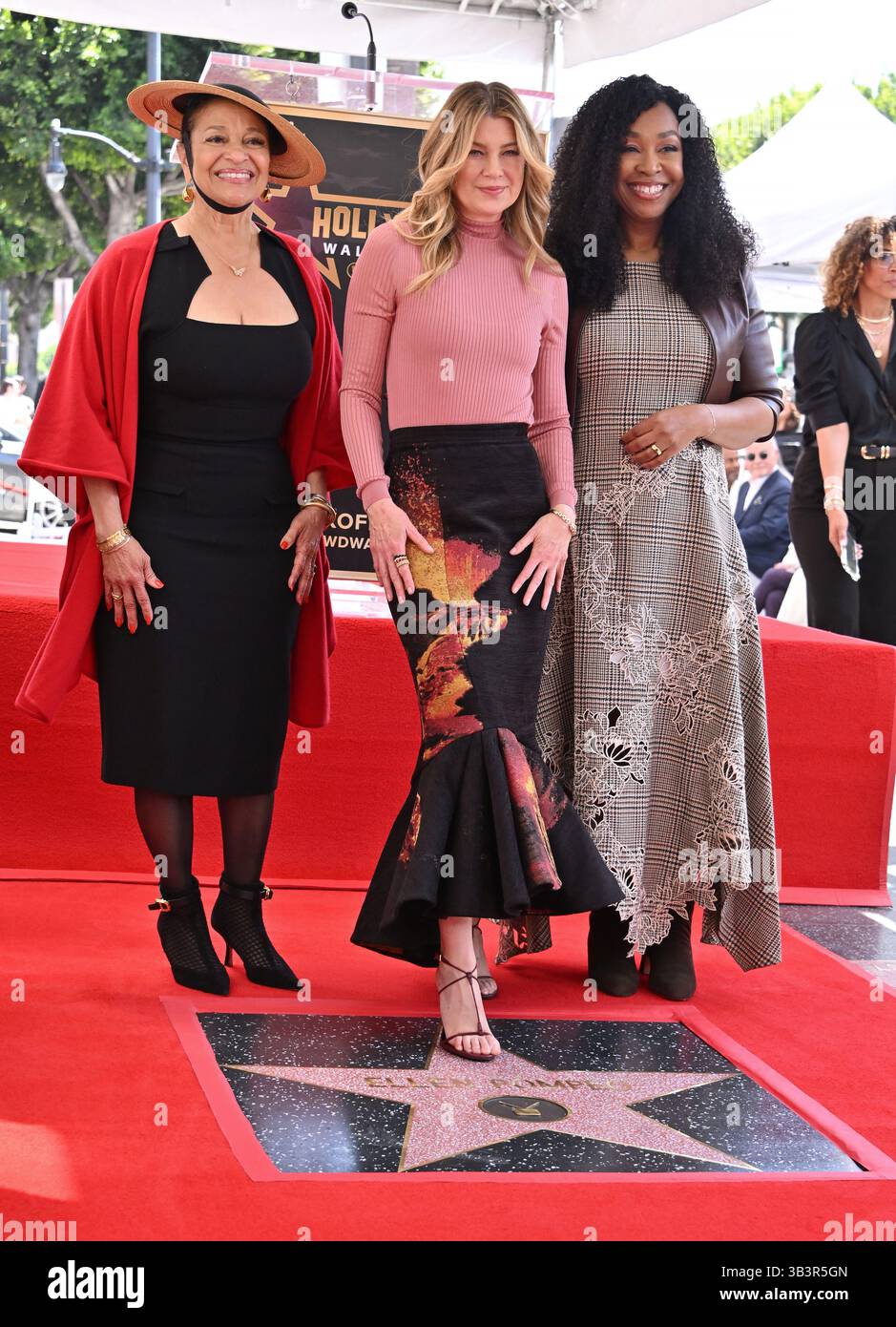 Hollywood, USA. 29th Apr, 2025. Debbie Allen, Ellen Pompeo and Shonda ...