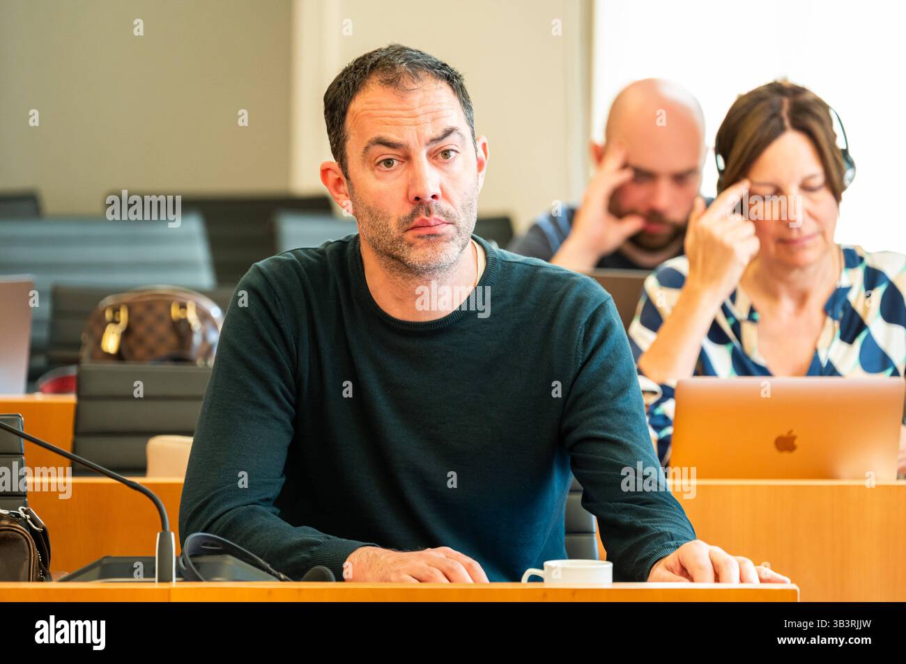 Stijn Bex Groen at the mobility commission of the Regional Brussels ...