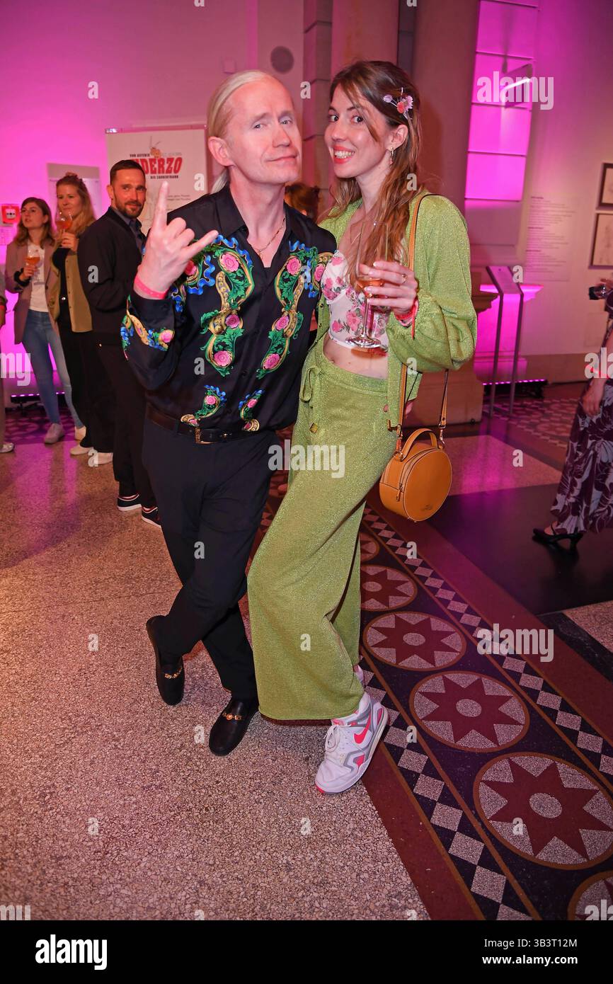 Roman Geike Romano, Stefanie Wermeling beim Grand Opening des W66 im ...